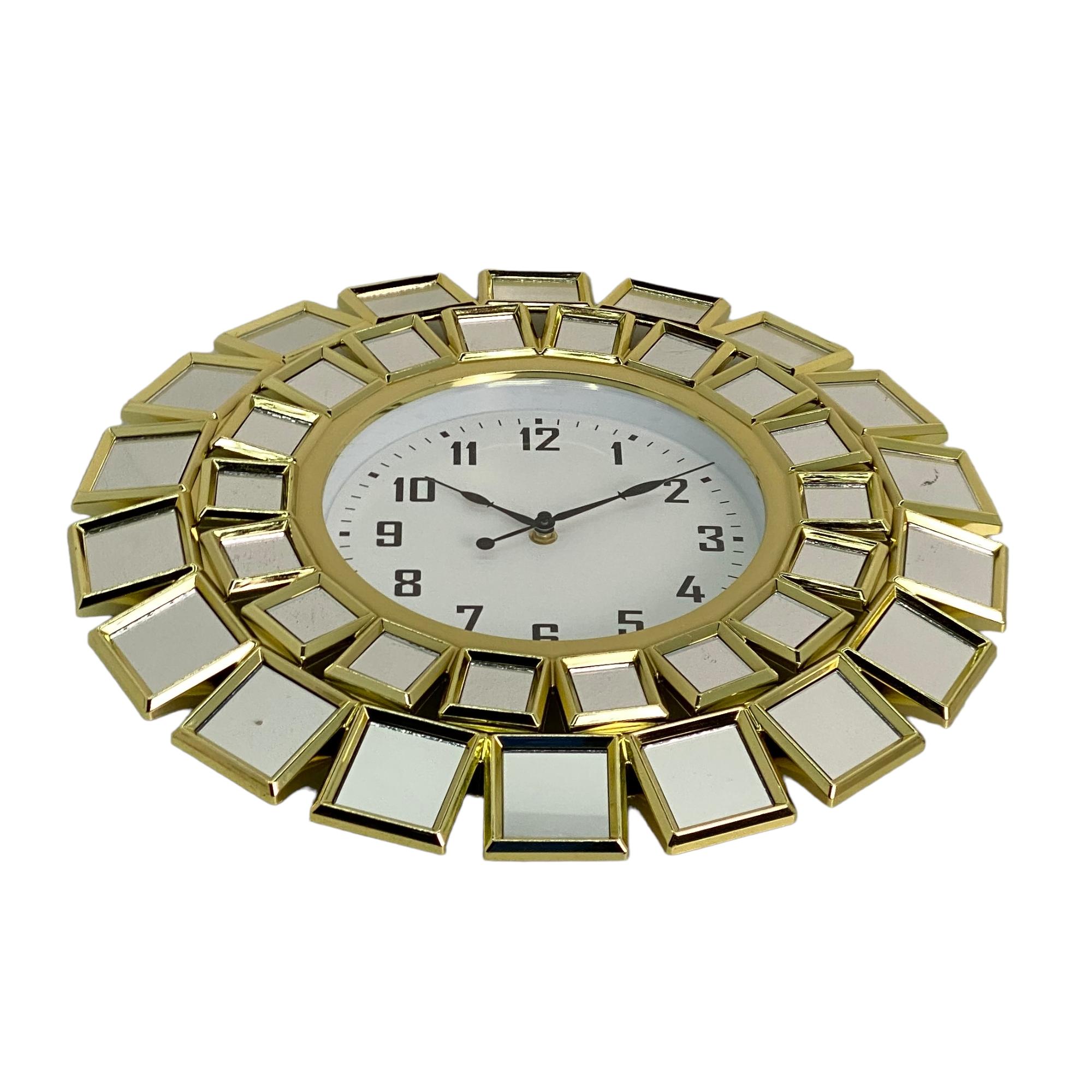 PLASTIC WALL CLOCK ( USE 1PC 1.5VAA NOT INCLUDED) - Noritex